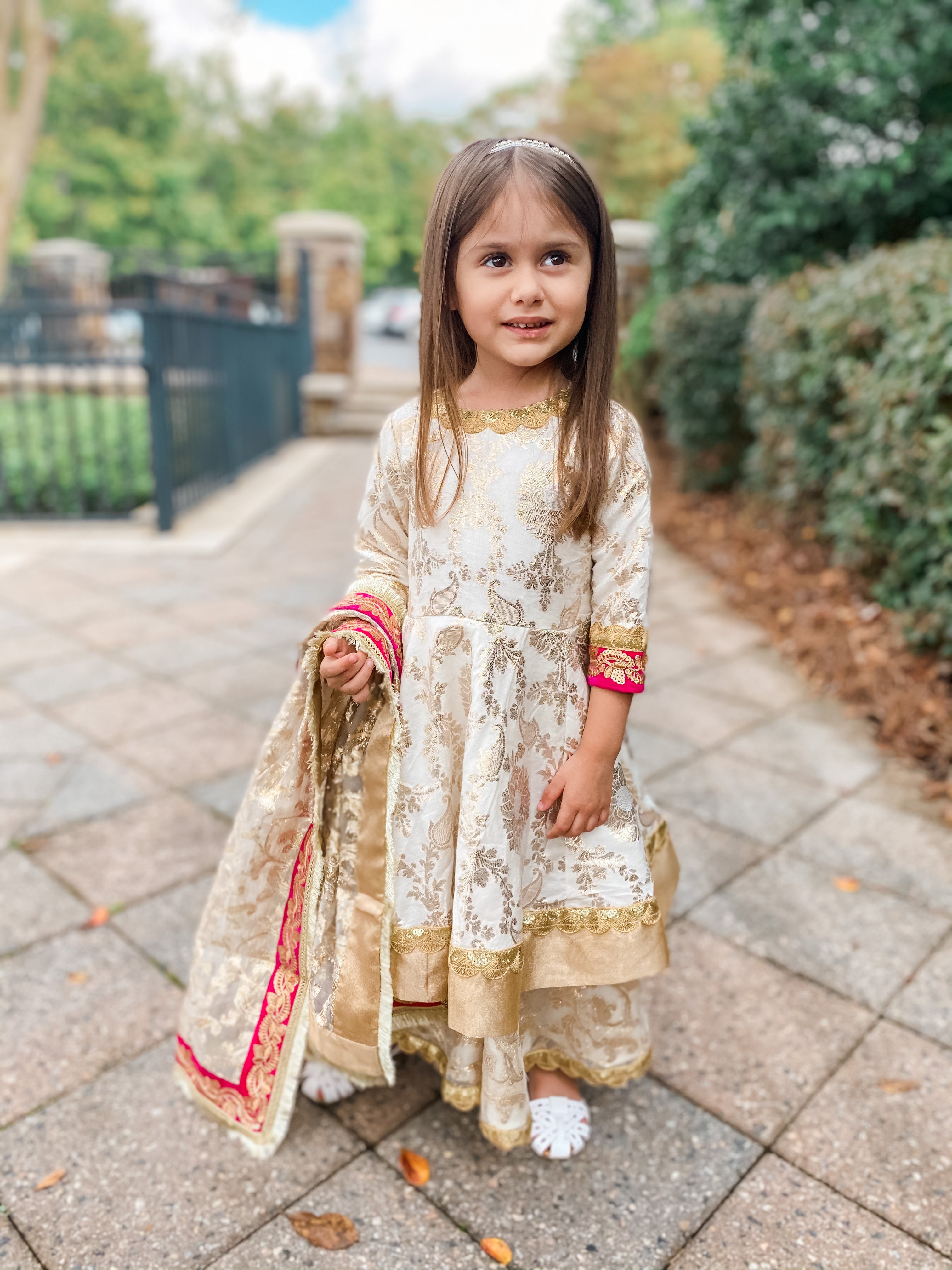 Aria Kids 3 Piece Stitched Suit (Bag Sold Separately) – Ayla Noor